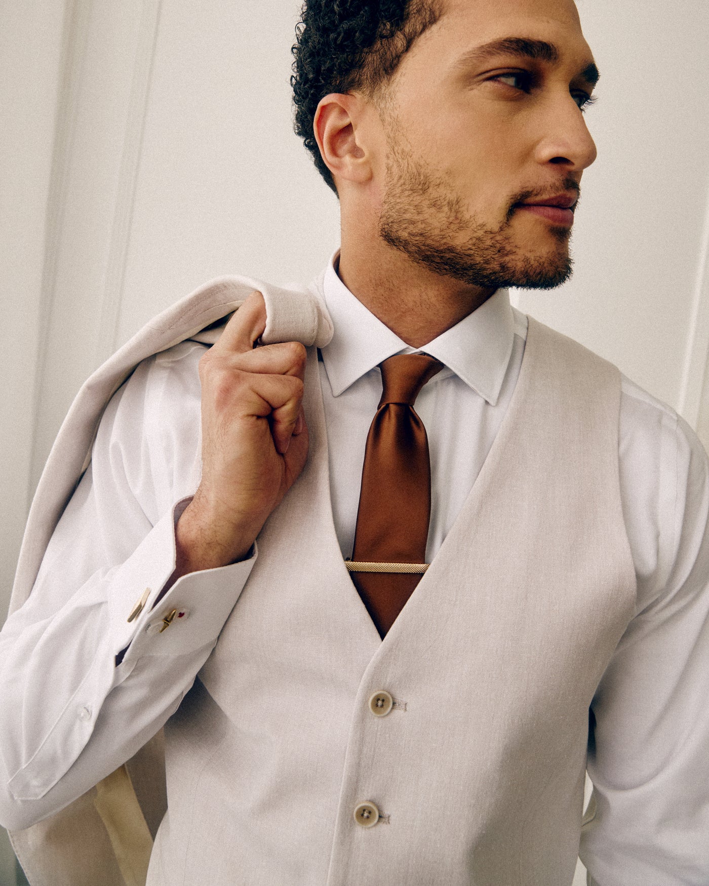 Complets et accessoires de mariage pour hommes - Ernest